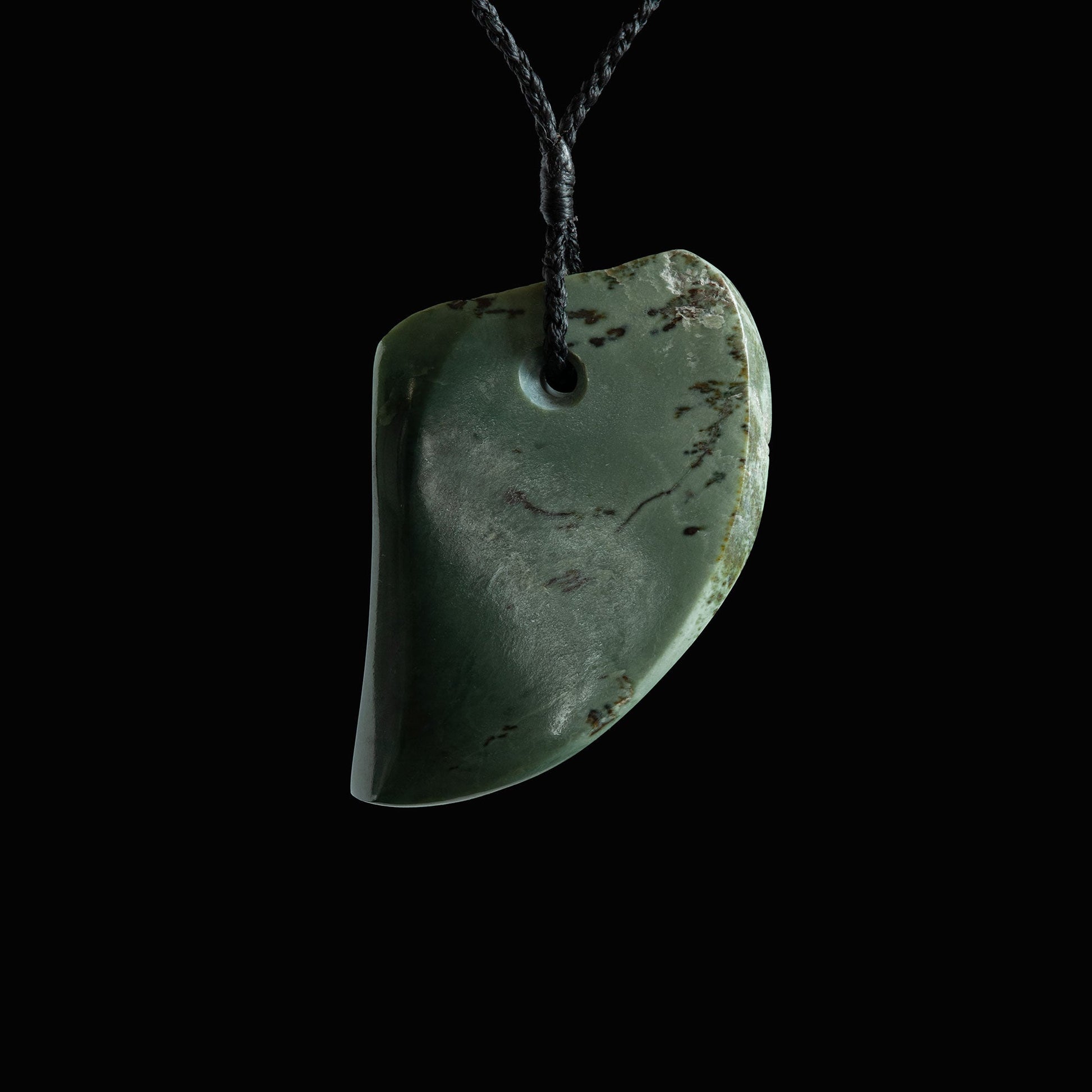Rimu Range Jade Freeform pendant by Nick Balme - Buy Kiwi Direct