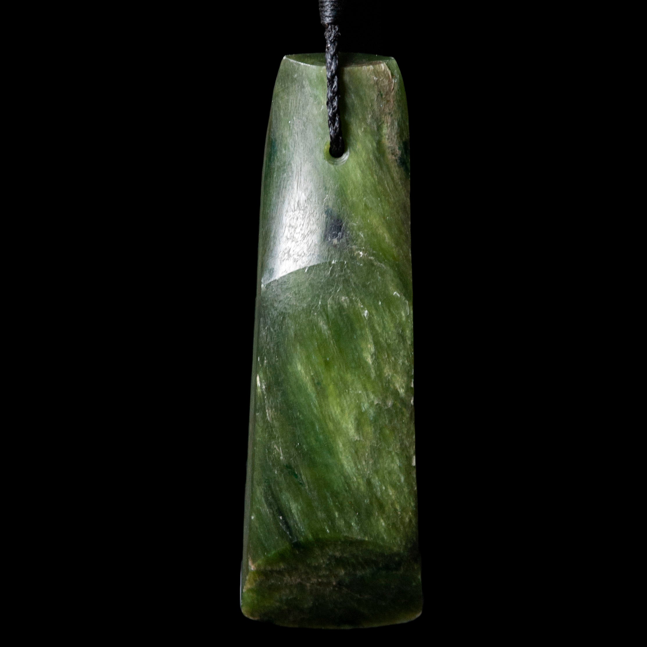 Pounamu Hei Toki, handcrafted pendant - Buy Kiwi Direct